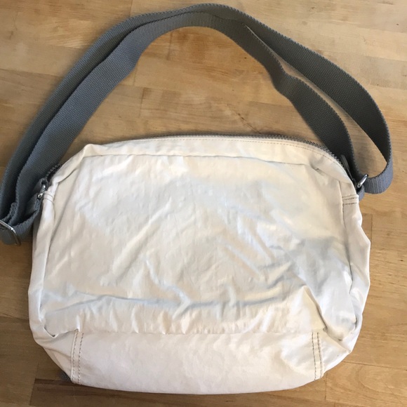 Kipling | Bags | Kipling White Crossbody Bag Mint Condition | Poshmark